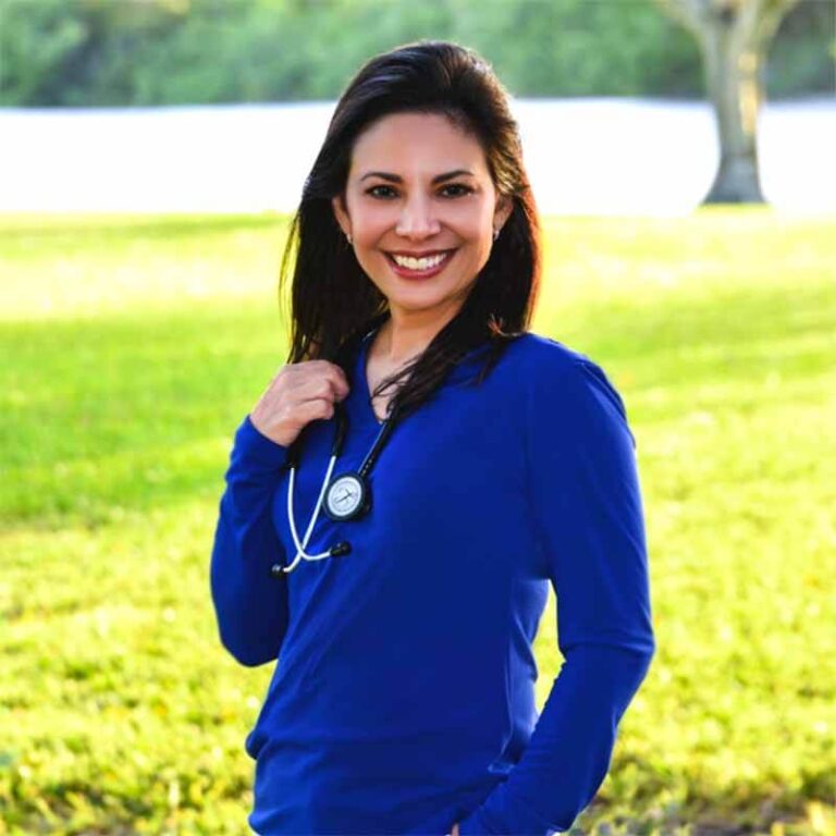Dr. Karla Arancibia - Lifestyle Medicine Expert and coach